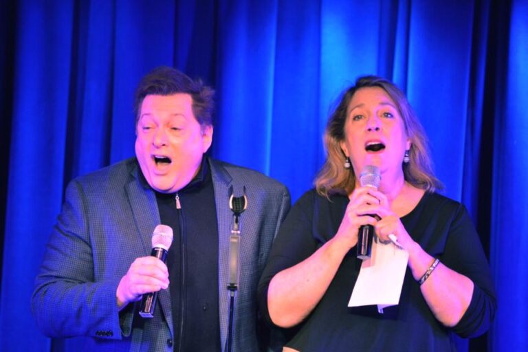 Peter Leavy Celebrates 90th Birthday Royally at Laurie Beechman