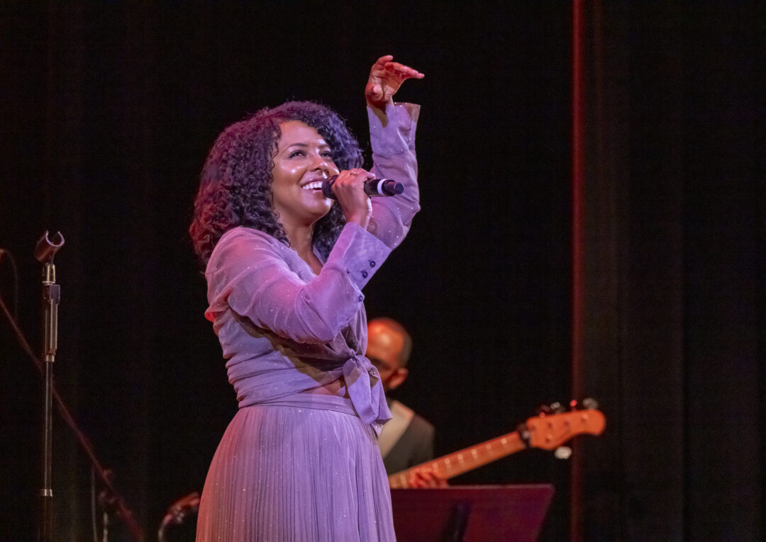 “AN EVENING WITH ADRIENNE WARREN” AT 92NY | Theater Pizzazz